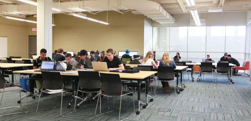 Learning Commons / Library - Ian Bazalgette School